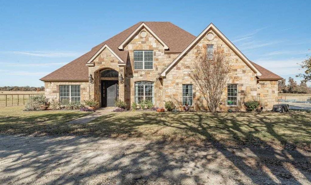 Expansive Ranch Retreat With Barn, Pond, And In Dublin, Texas, United ...