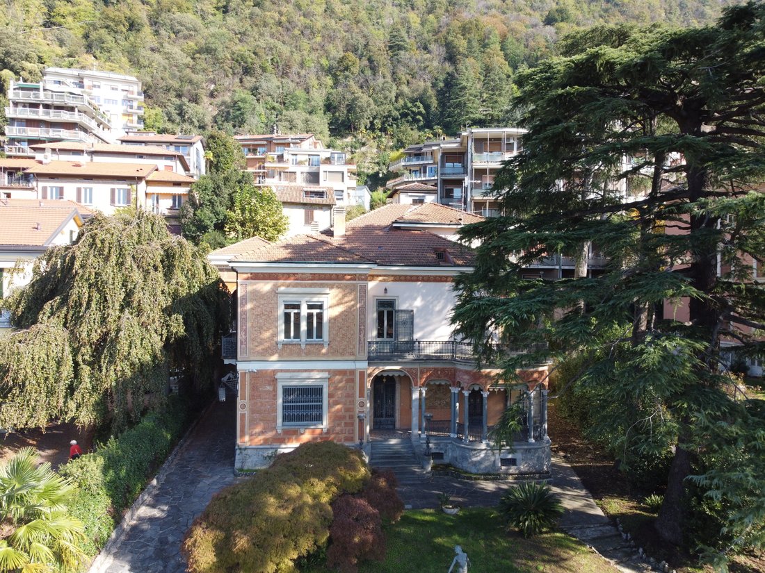 Prestigious Liberty Style Villa In Eastern Lake Center, Como, Lombardy ...
