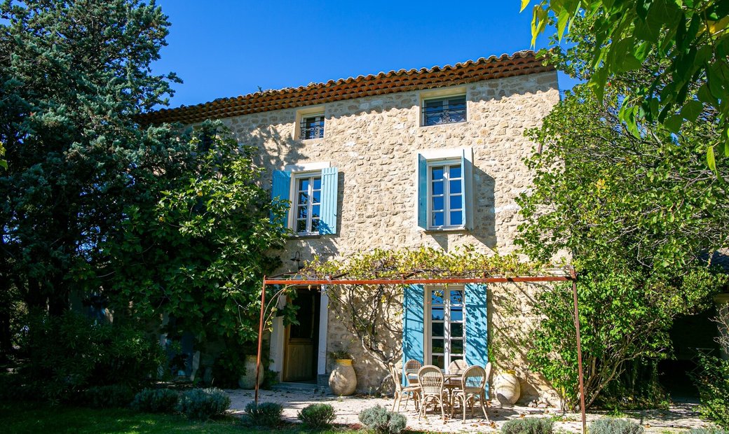 Beautiful Provence Style In Mormoiron, Provence Alpes Côte D'azur ...