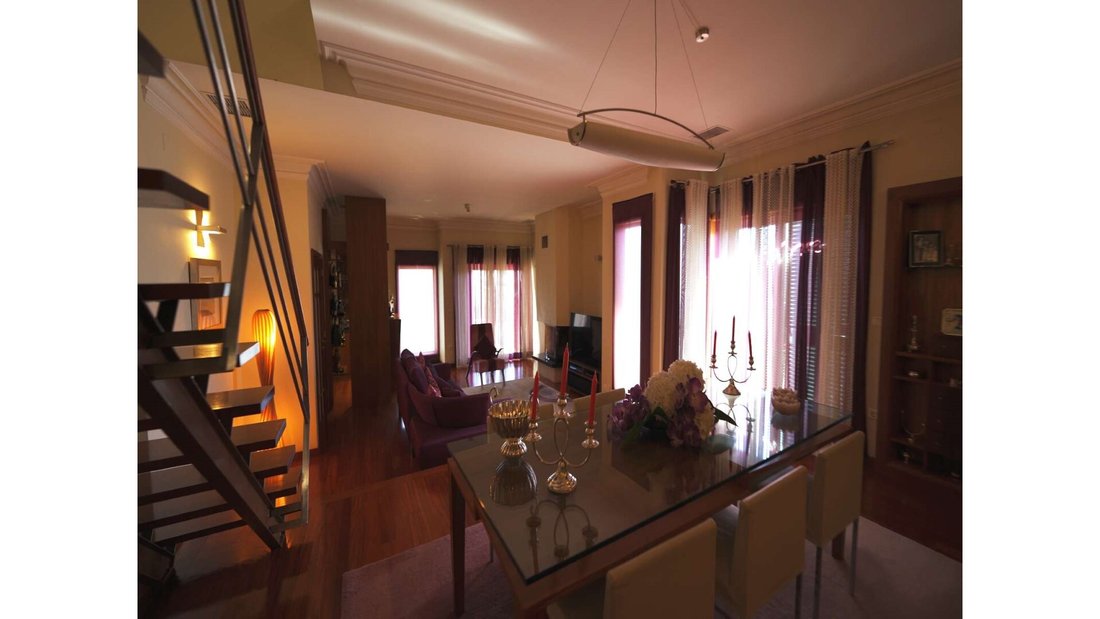 4 Bedroom House With Swimming Pool In In São Cosme, Porto District ...