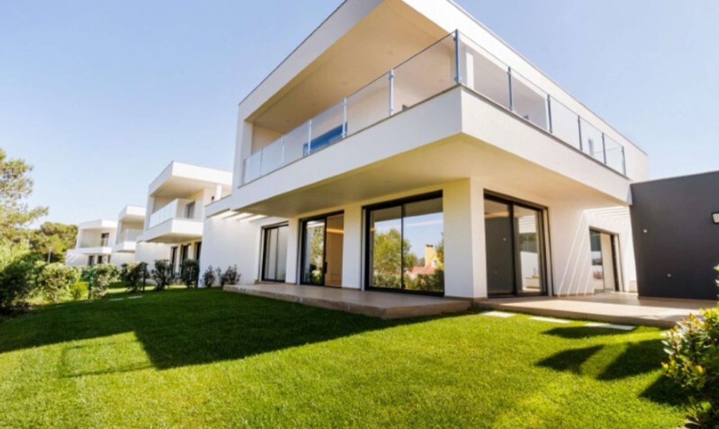 4 Bedroom House In A Private Condominium, Murches, Cascais In Cascais ...