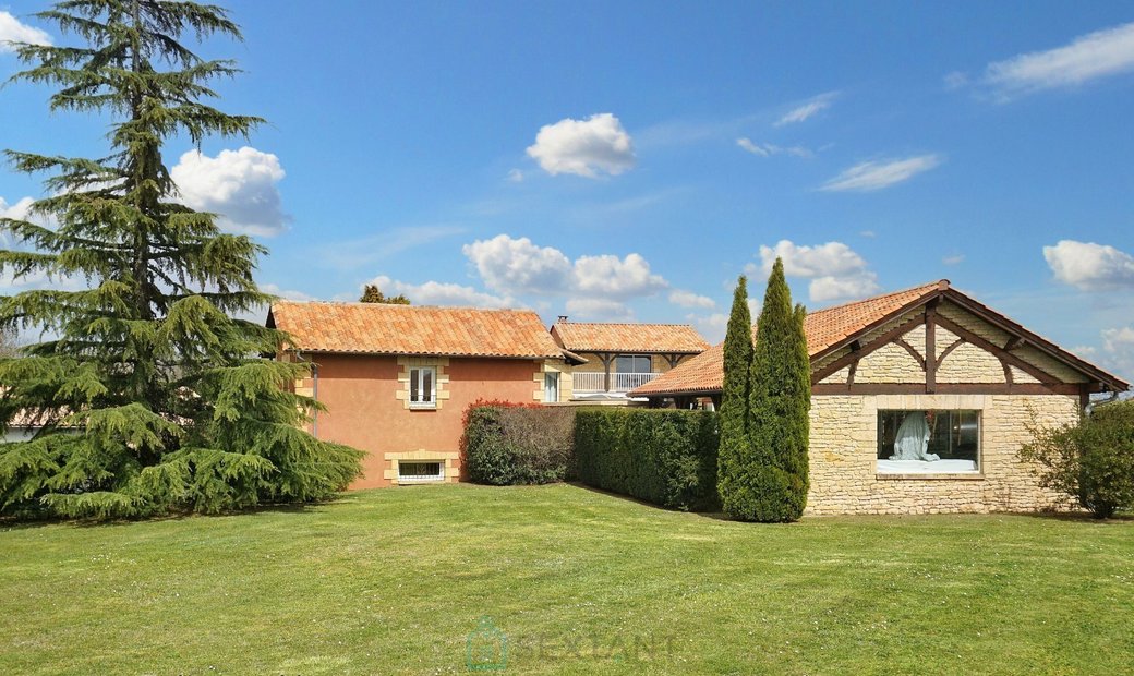 Exceptional Luxury Property Made Up Of In Hautefort, Nouvelle Aquitaine ...