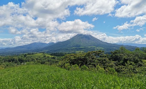 Mountain view land for sale in Hacienda Buenos Aires, Alajuela Province ...