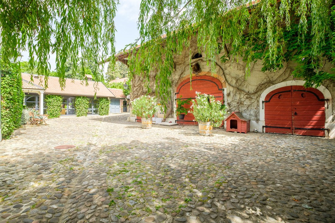 Exclusive Renovated Estate In The Heart Of In Commugny, Vaud ...