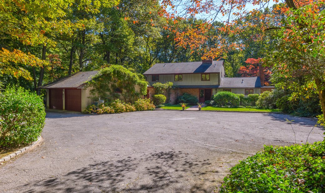 1792 Route 106,Muttontown, Ny, 11791 In Muttontown, New York, United ...