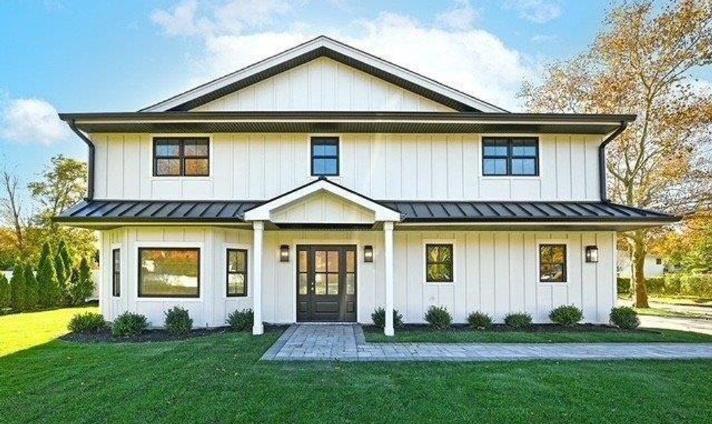 Splanch Style Home In The Coveted In East Northport, New York, United ...