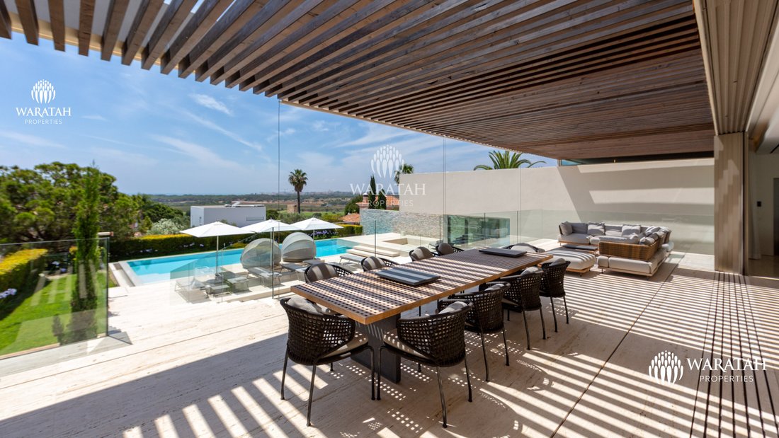 An Excellent, Contemporary, Upside In Vale De Lobo, Faro District ...