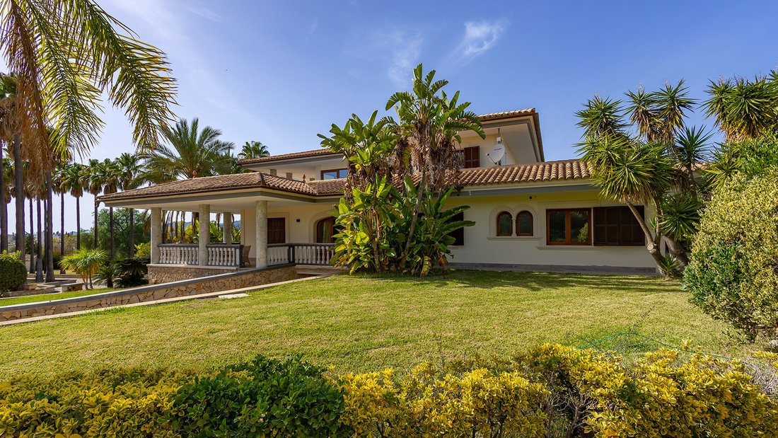 Modernized Villa With Large Plot In Inca In Inca, Balearic Islands ...