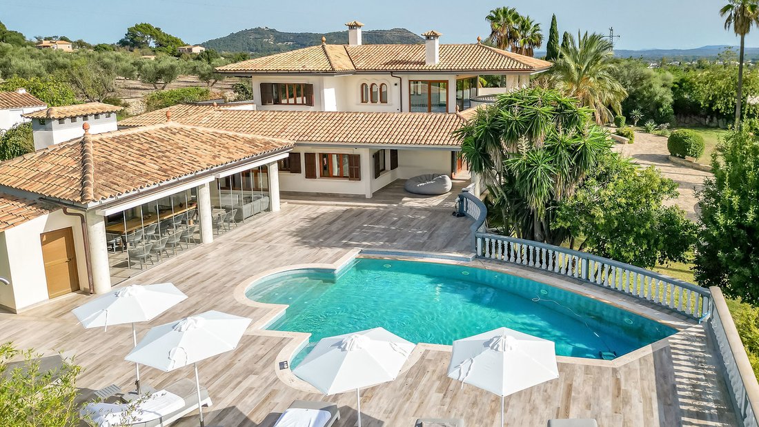 Modernized Villa With Large Plot In Inca In Inca, Balearic Islands ...