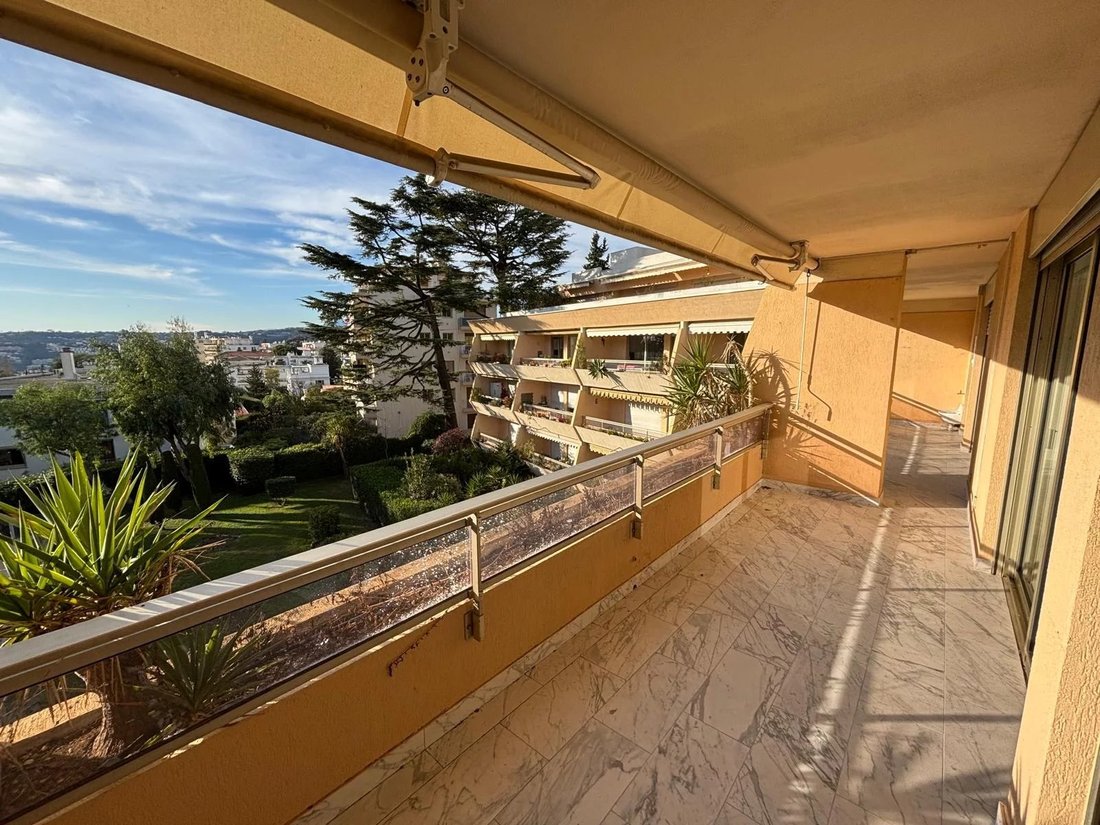 Nice Apartment In Nice, Provence Alpes Côte D'azur, France For Sale ...