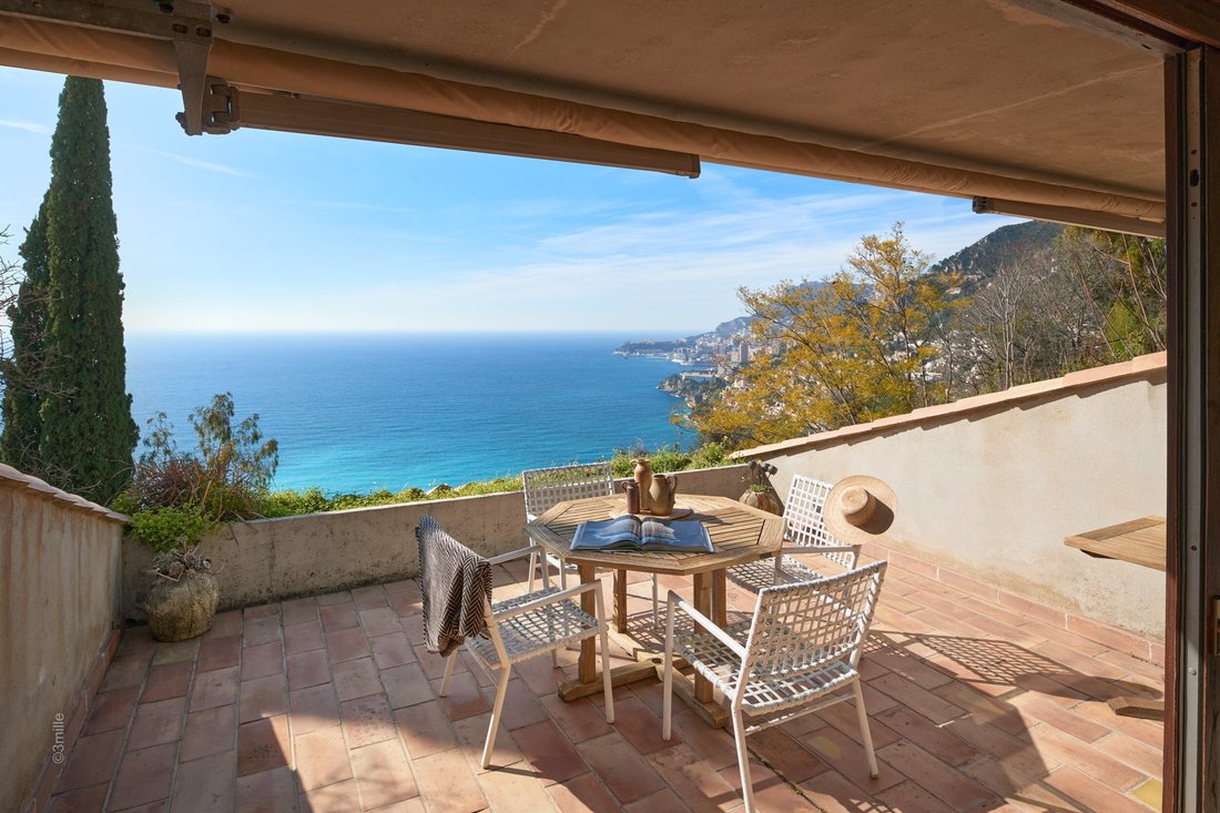Contemporary Villa In Roquebrune Cap Martin, Provence Alpes Côte D'azur ...