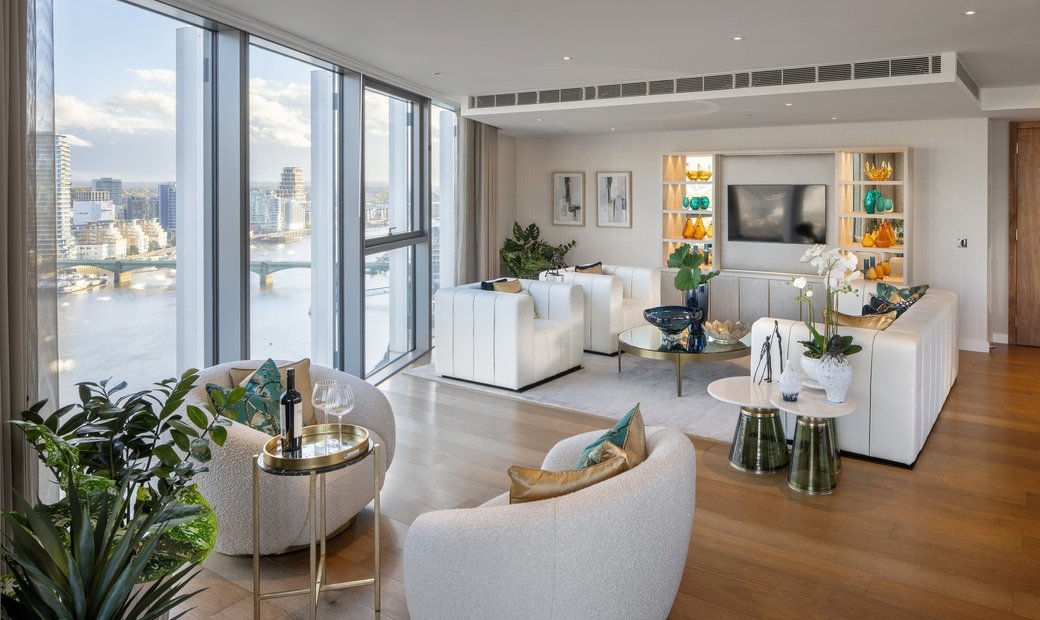 Stunning Super Prime Rental 17th Floor 4 Bed In London, England, United ...