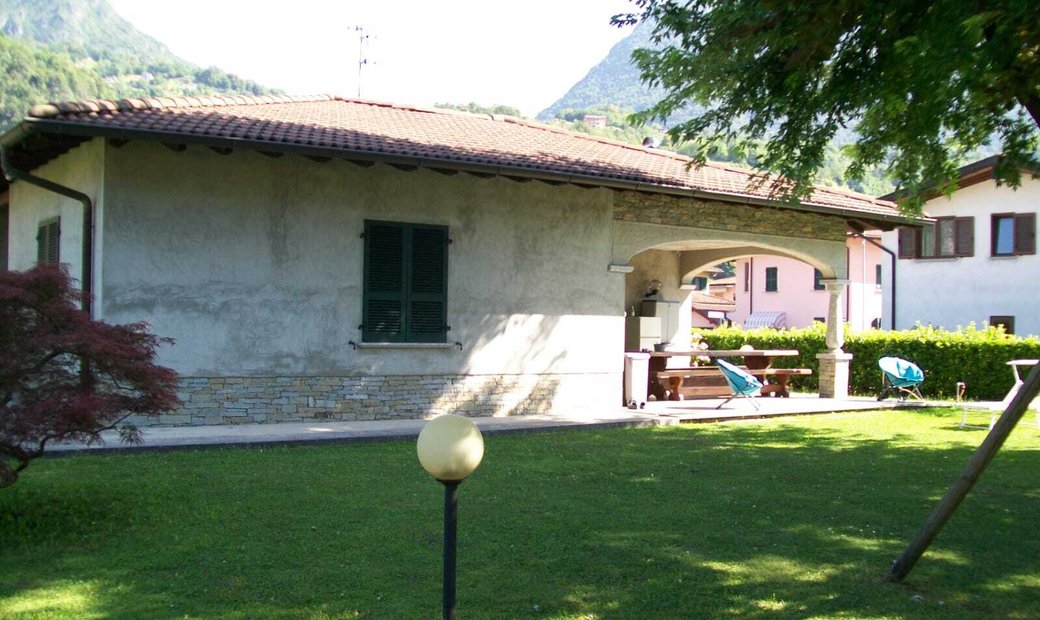 Carlazzo Villa In Carlazzo, Lombardy, Italy For Sale (15026628)
