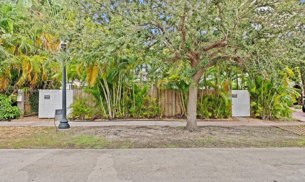 Stunning Historic Old Spanish Home In Miami Beach, Florida, United ...
