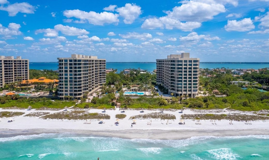 Beautiful First Floor Promenade In Longboat Key, Florida, United States ...