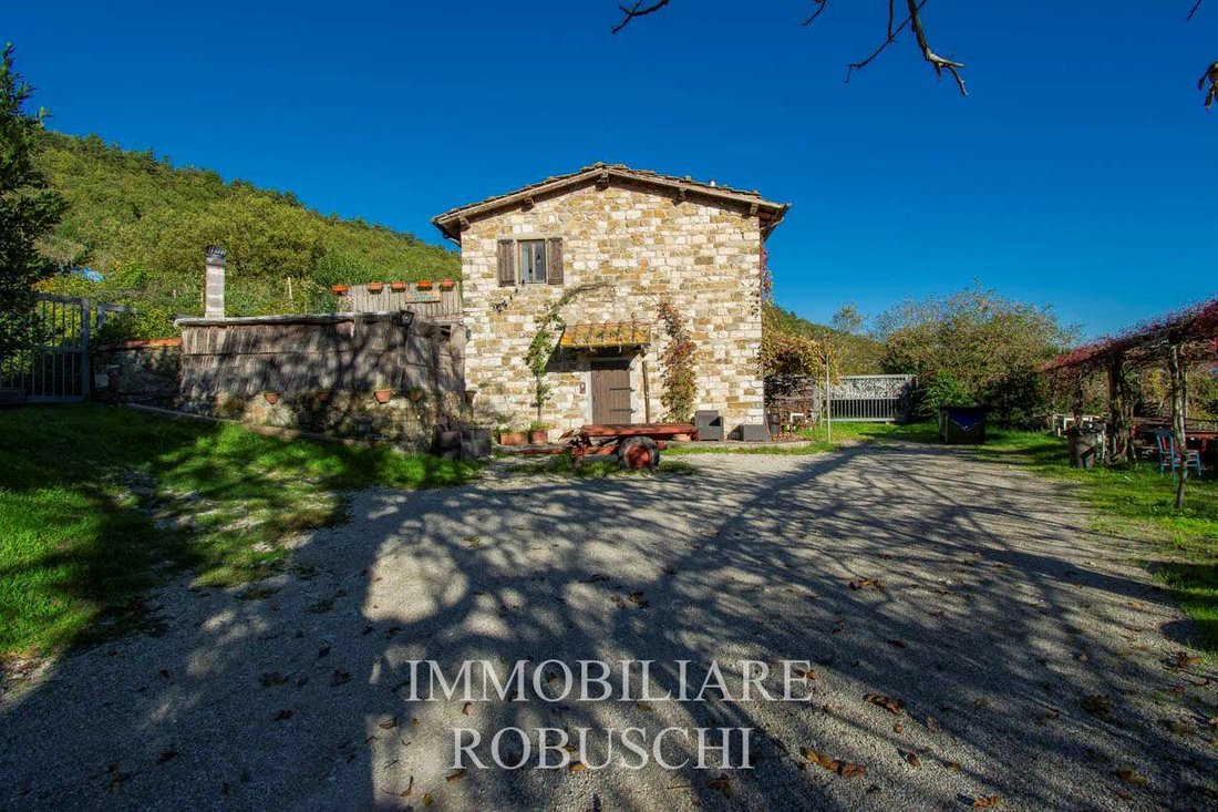 Il Poderino In Poggio Gherardo, Tuscany, Italy For Sale (15034260)
