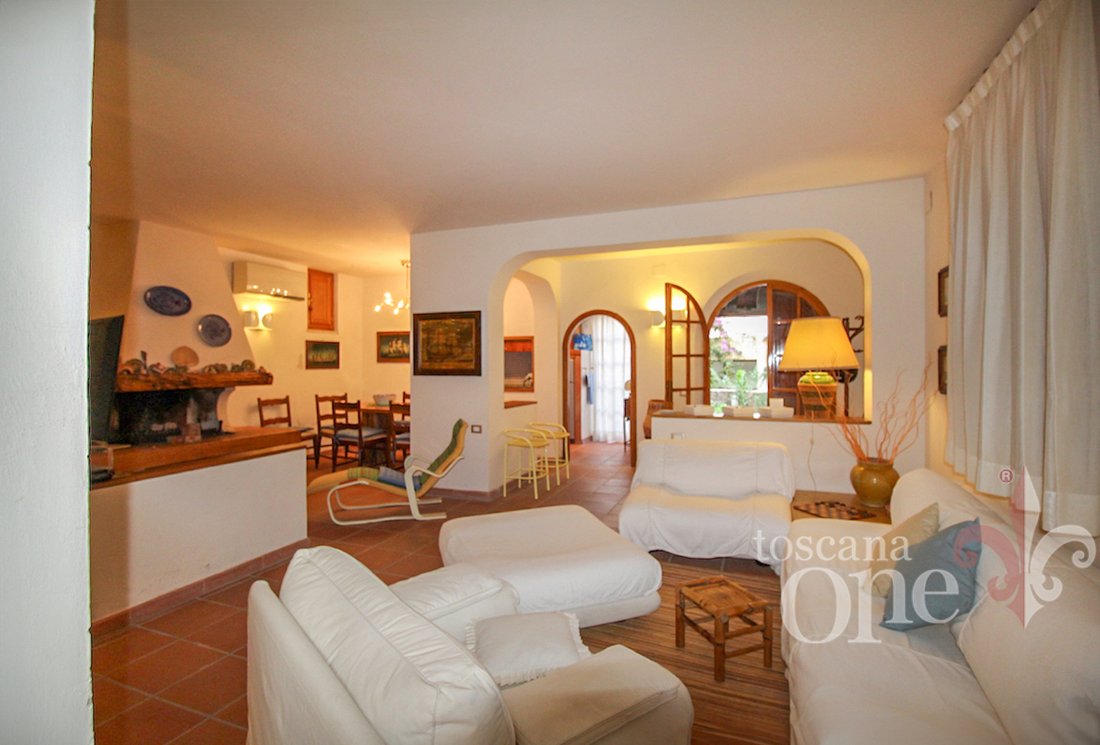 Villa Detached Property On Sale Capraia In Capraia Isola, Tuscany ...