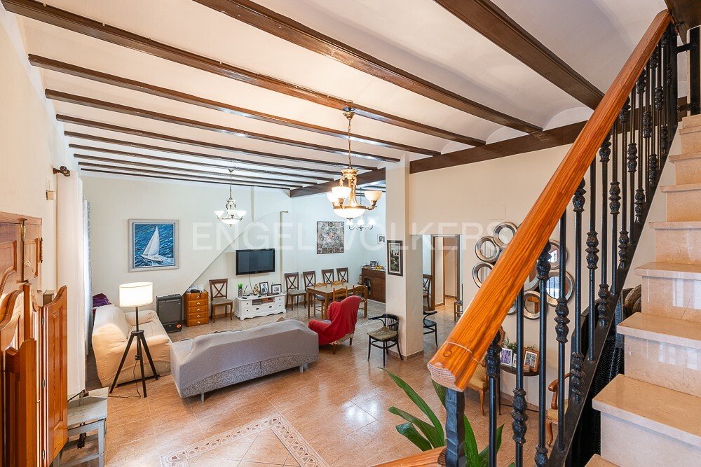 Large Typical House In Cabañal In Valencia, Valencian Community, Spain ...