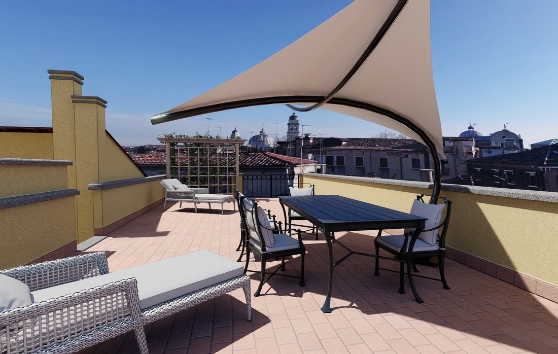 Exclusive Rooftop With Stunning Views In The Heart Of In Venice, Veneto ...