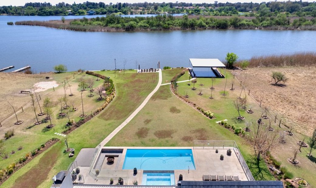 A Home Of Distinction Nestled In A In Northern Free State, South Africa ...