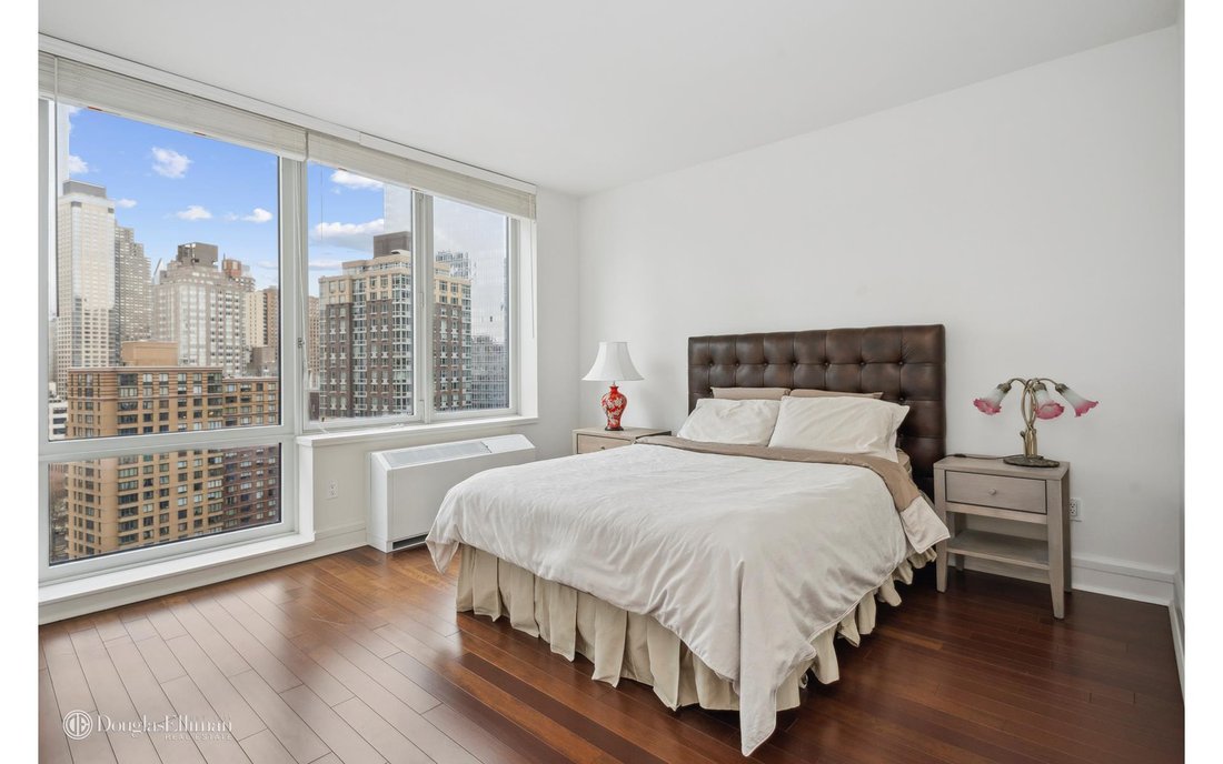 Condo New York In New York City, Ny, United States For Sale (15030677)