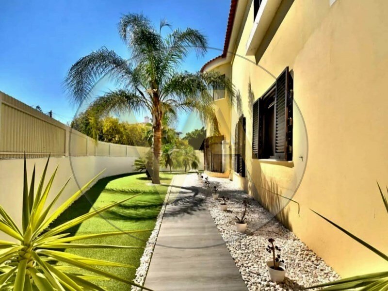 5 Bedroom Villa Pool 5min From The Beach Faro In Faro, Algarve ...