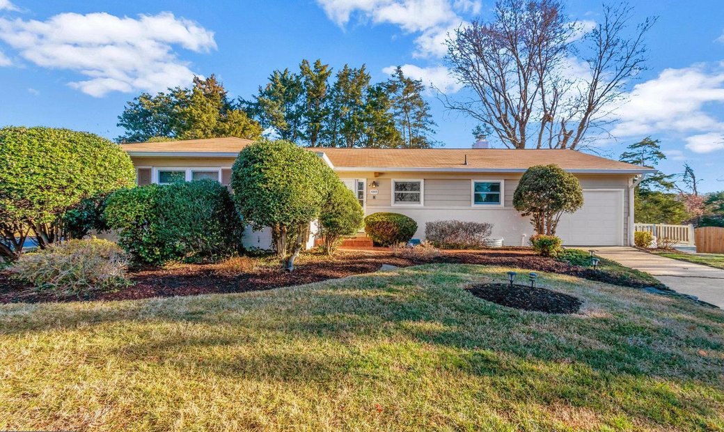 Thoughtfully Reimagined Rambler In Alexandria, Virginia, United States ...