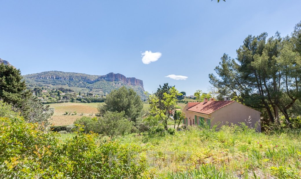 House With Breathtaking Views In Cassis, Provence Alpes Côte D'azur ...