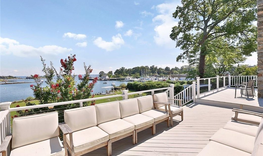 106 Sutton Manor Road In New Rochelle, New York, United States For Sale ...