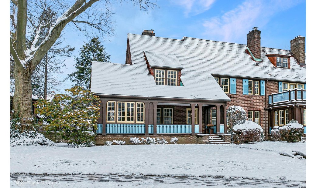 Townhouse Queens In Queens, Ny, United States For Sale (14844459)