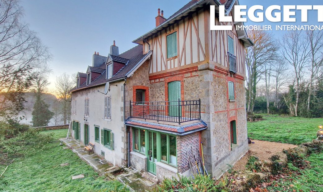 Imponente Casa Señorial De Campo Con En Vallière, Nueva Aquitania ...