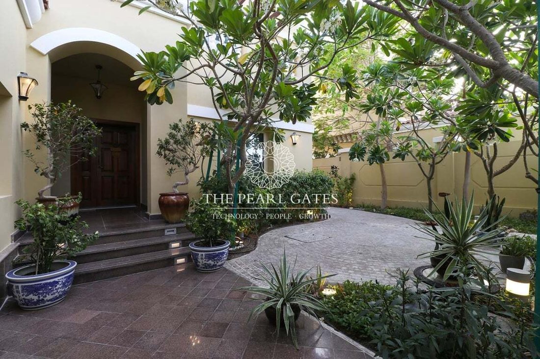 Luxurious Standalone Villa | Place To Live In Doha, Doha, Qatar For ...