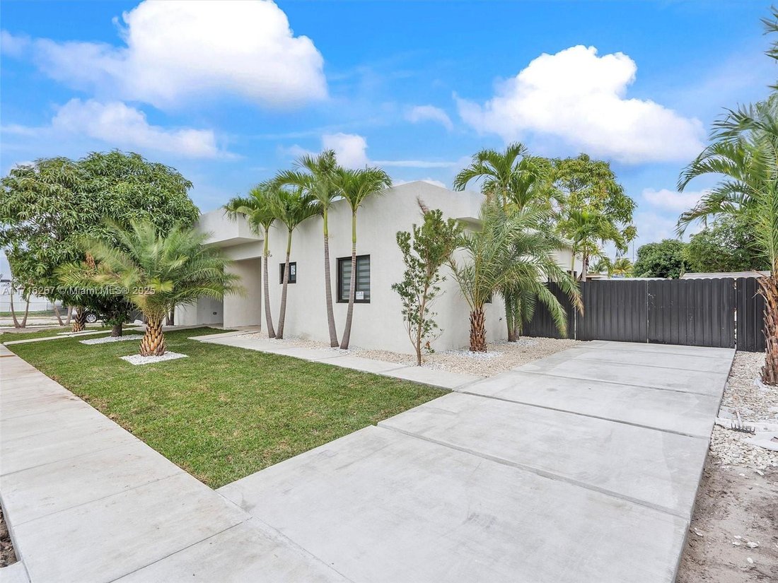 Residential Hialeah In Hialeah, Florida, United States For Sale (15060628)