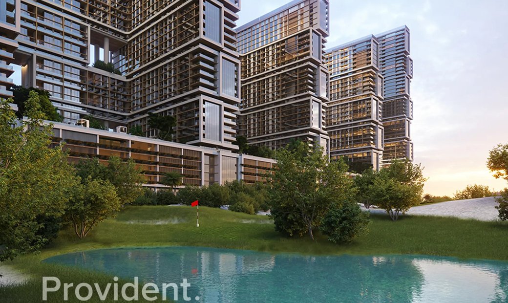 Yard+Powder+Maid | Vue Sur Le Parcours Dans Dubaï, Dubaï, émirats ...