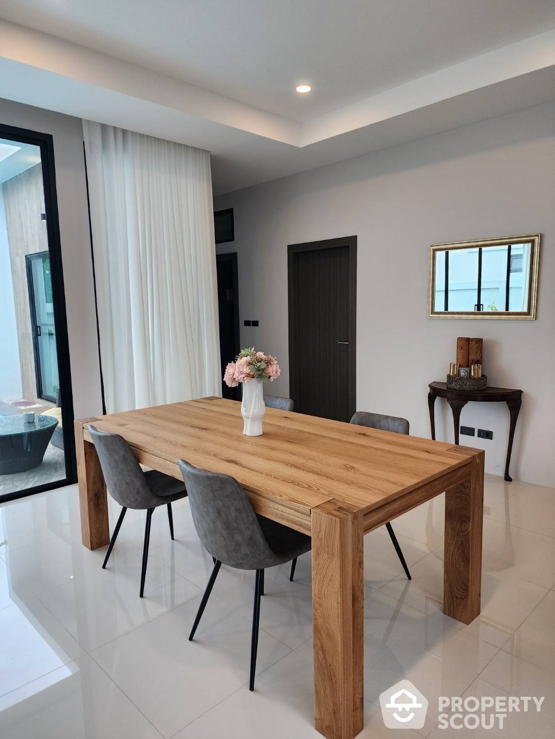 3 Br Villa At Hivery Pool Villa 2 In Nong In Nong Pla Lai, Chon Buri ...