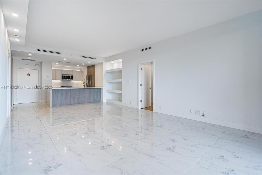 Condo Key Biscayne In Key Biscayne, Florida, United States For Sale ...