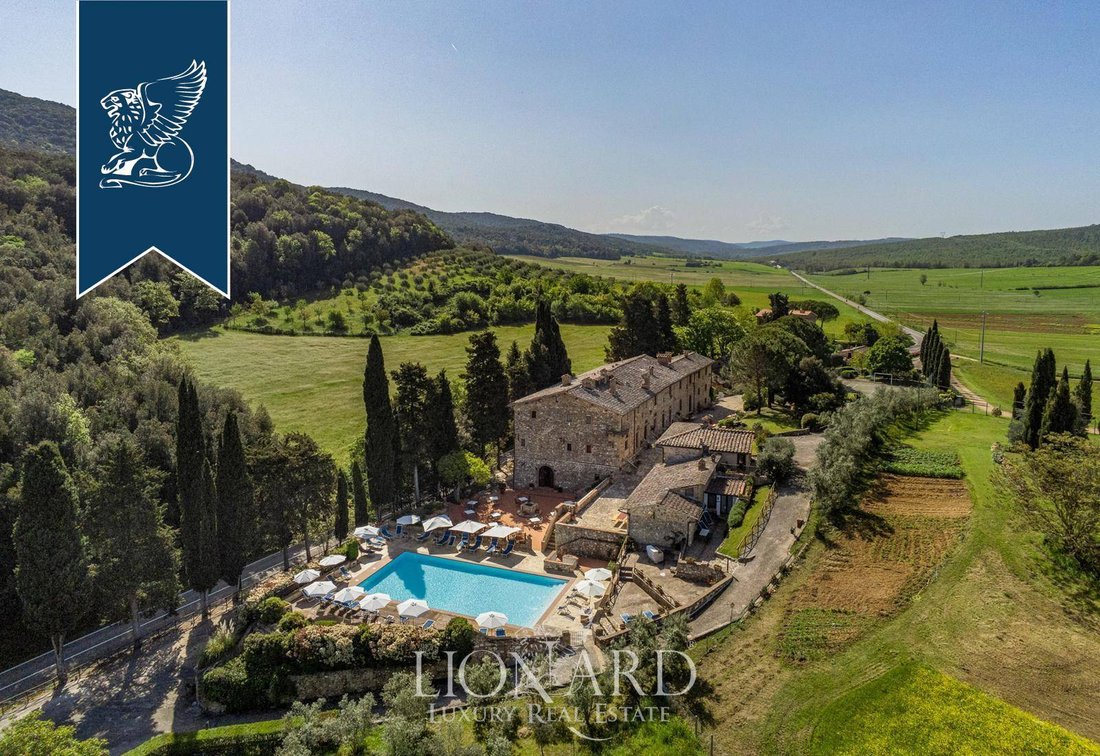 Charming Medieval Hamlet On Siena's Hills In Tuscany, Italy For Sale ...