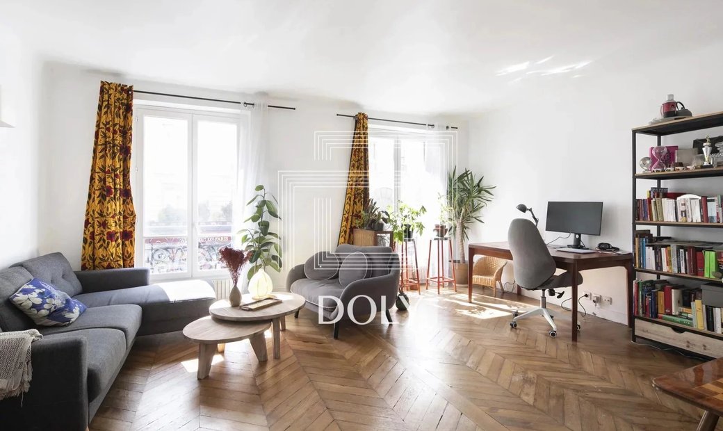 3 Rooms / 72 Sqm / Jules Joffrin In Paris, île De France, France For ...