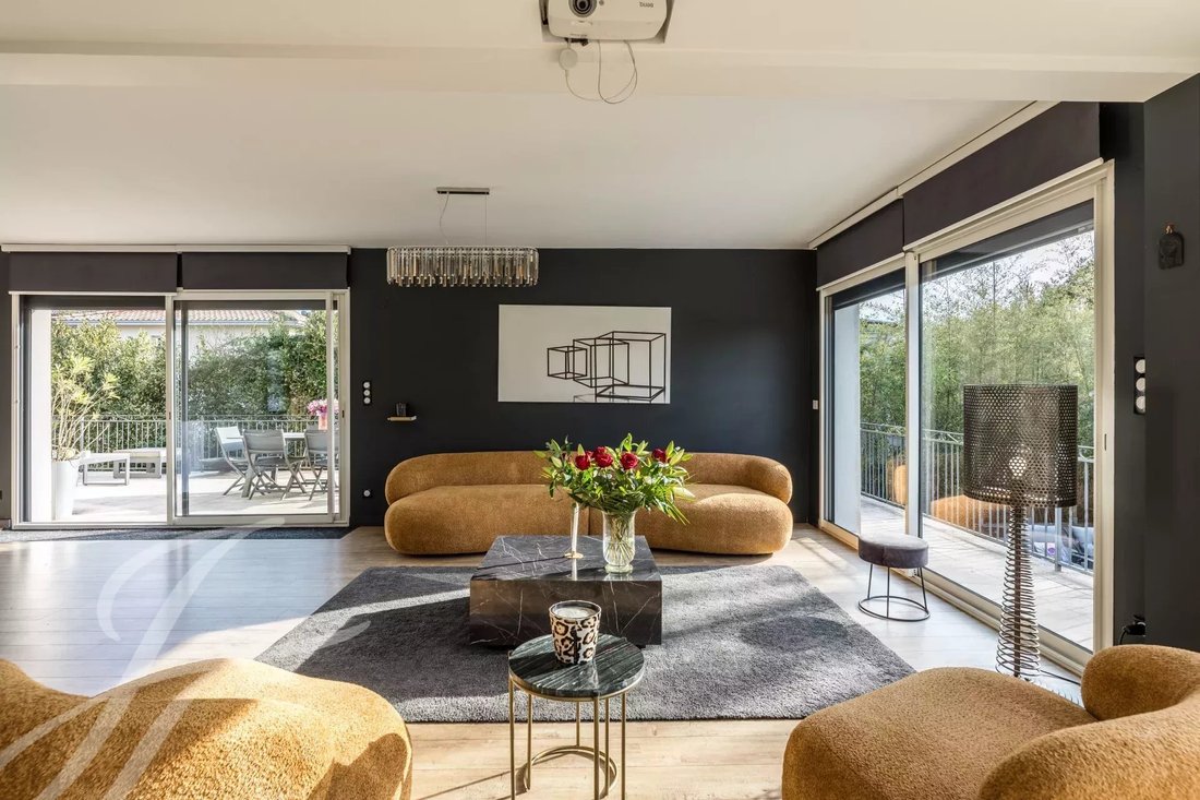 Exclusivity Mérignac Pellegrin In Bordeaux, Nouvelle Aquitaine, France ...