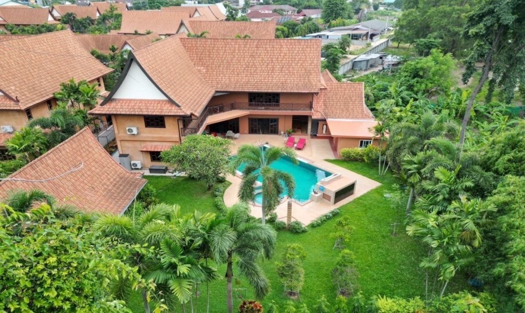 Lanna Villa 5 Bedroom Pool Villa For Sale On Large In Chon Buri, Thailand For Sale (15067594)