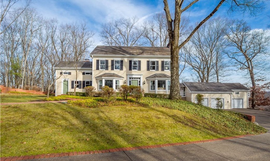 Custom Colonial Home On Four Acres In Sewickley, Pennsylvania, United ...