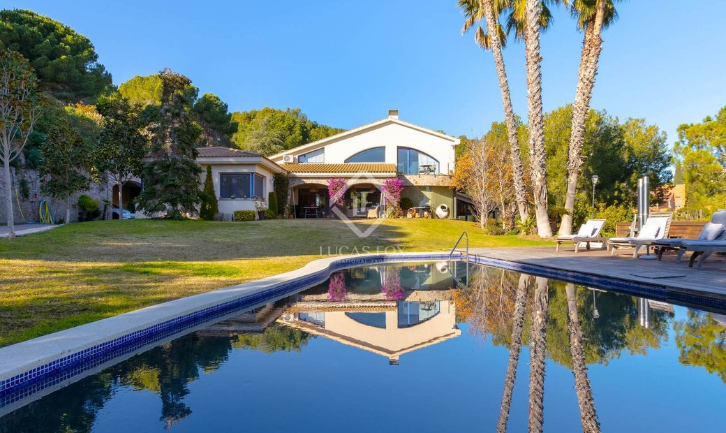 Teia House / Villa In Cabrera De Mar, Catalonia, Spain For Sale (15067049)