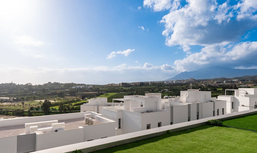 Estepona House Townhouse In Estepona, Andalusia, Spain For Sale (15070360)