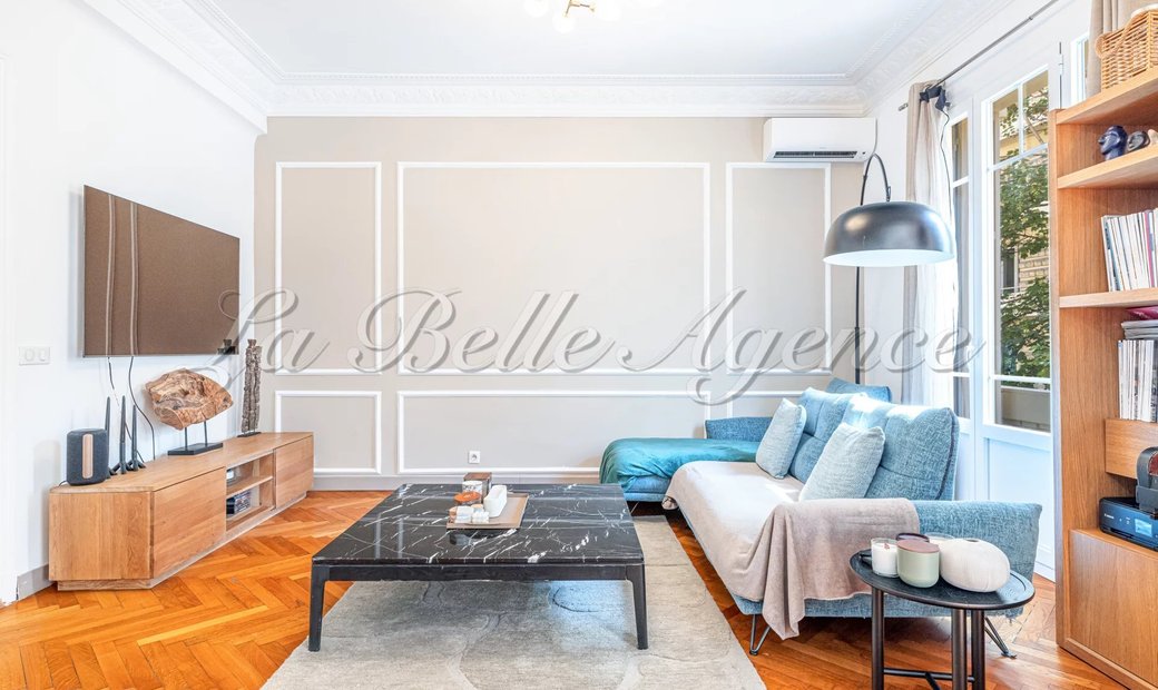 Spacious Apartment In Nice's In Nice, Provence Alpes Côte D'azur ...