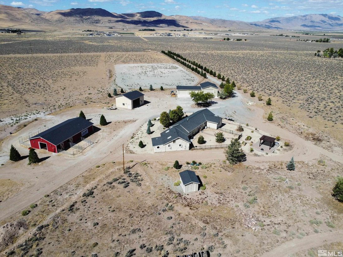 Wonderful Desert Rose Ranch In Stunning Palomino In Reno, Nevada ...