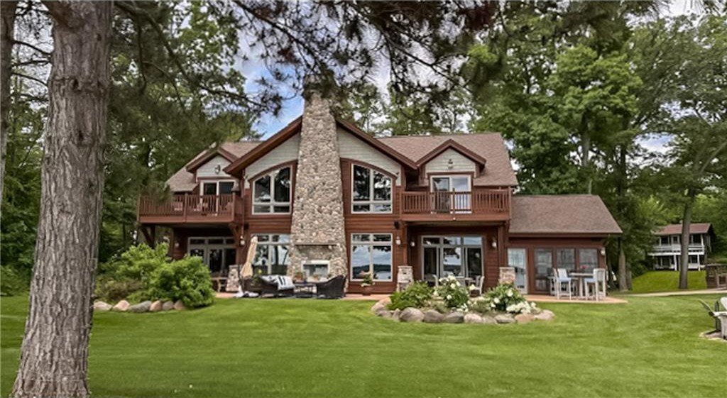 6 Bedrooms Single Family Detached In Nisswa, Minnesota, United States ...