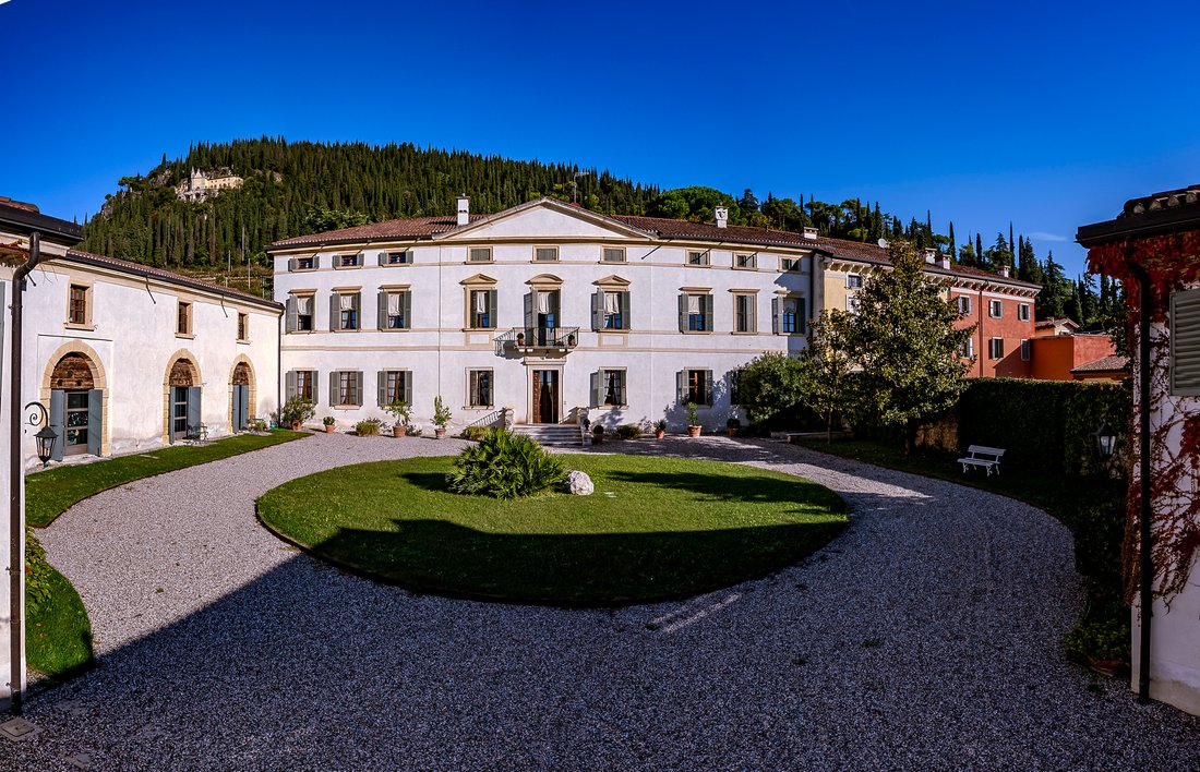 Villa D'epoca In Località Produttiva Progni Pangoni, Veneto, Italy For ...