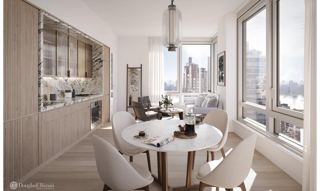 Condo New York In New York, New York, United States For Sale (15078255)