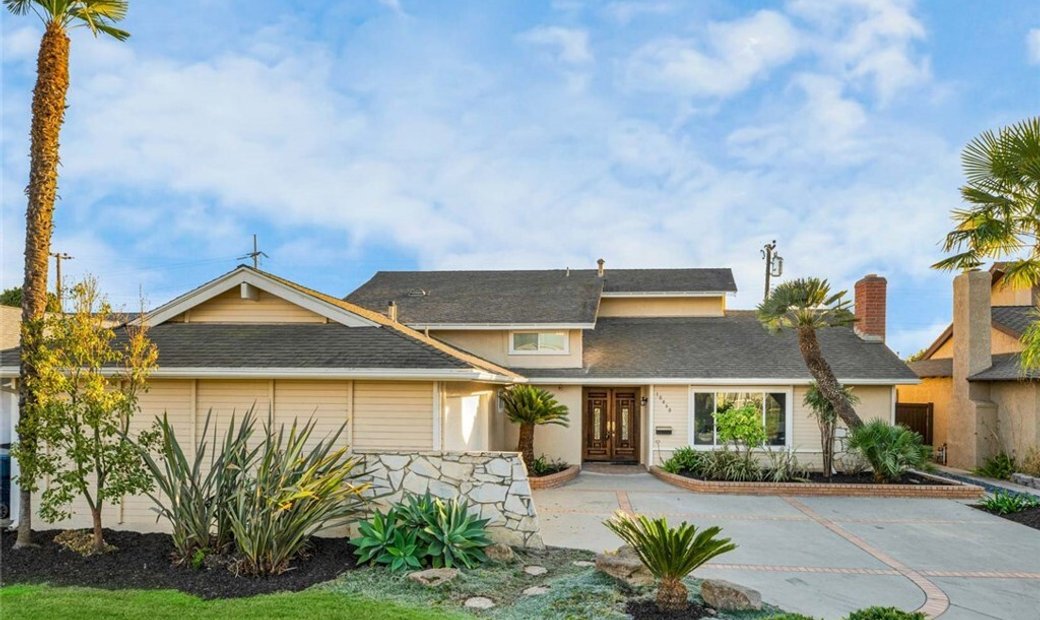 Well Maintained Treasure In The In Fountain Valley, California, United ...