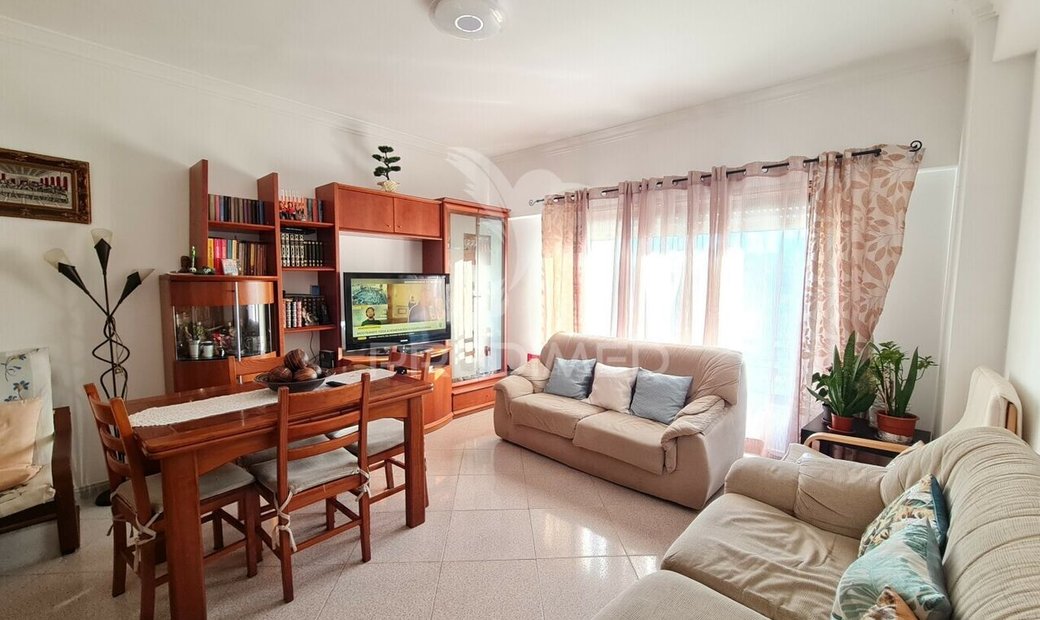 Excellent 2 Bedroom Apartment + Attic In Encosta In Brandoa, Lisbon ...